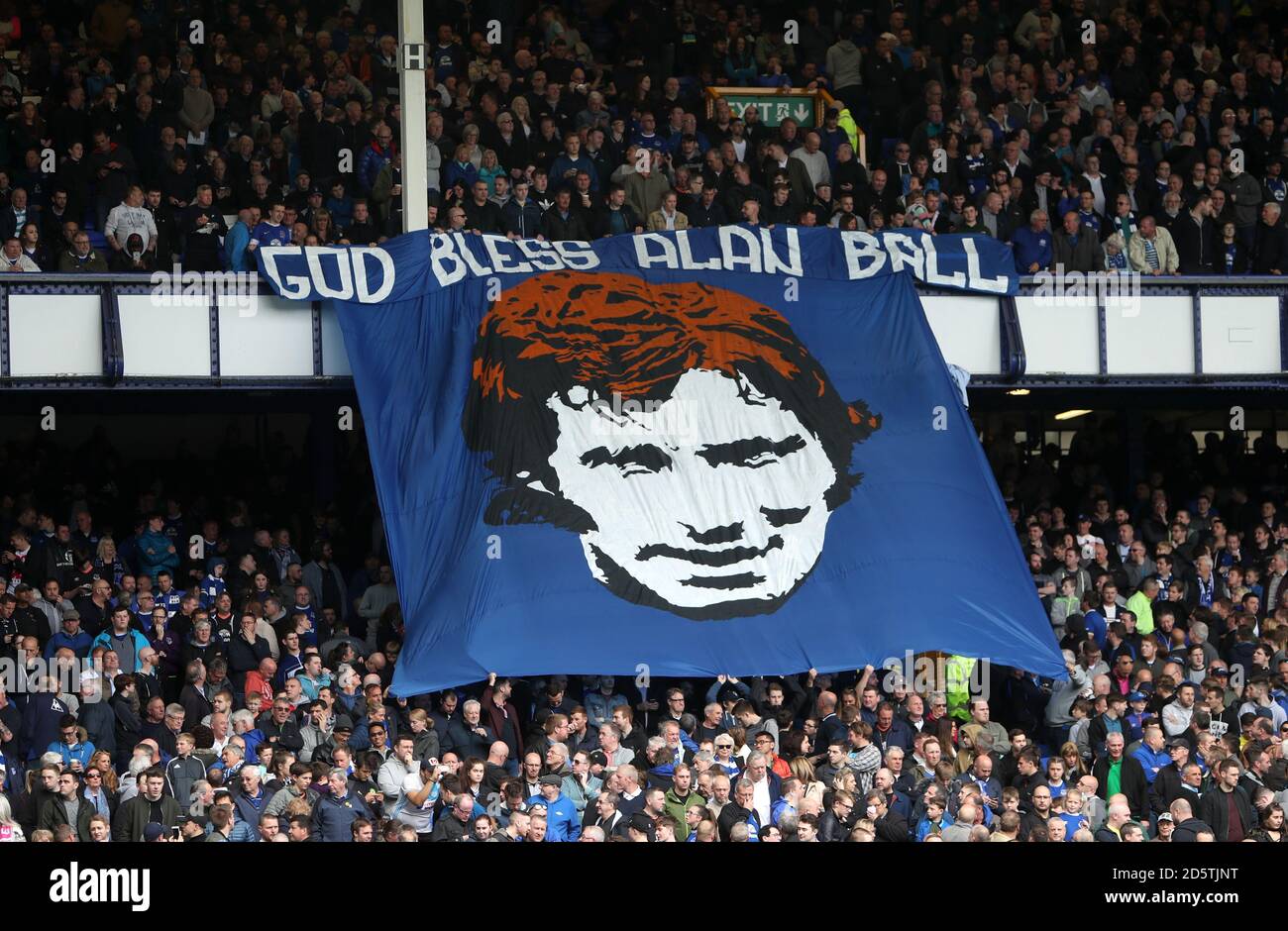 The premier league banner hi-res stock photography and images - Alamy