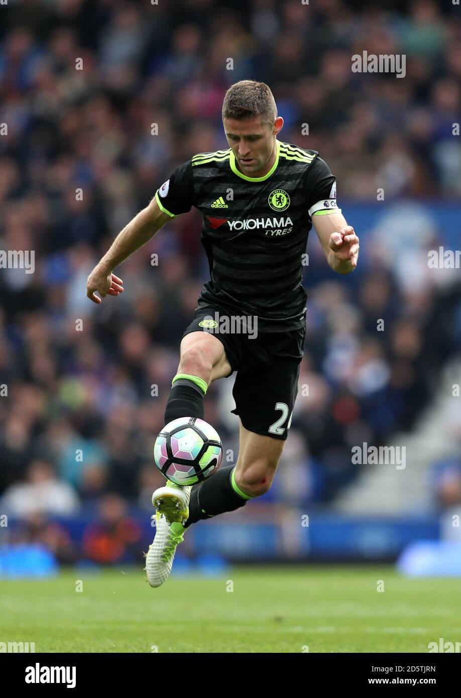 Chelsea's Gary Cahill Stock Photo - Alamy