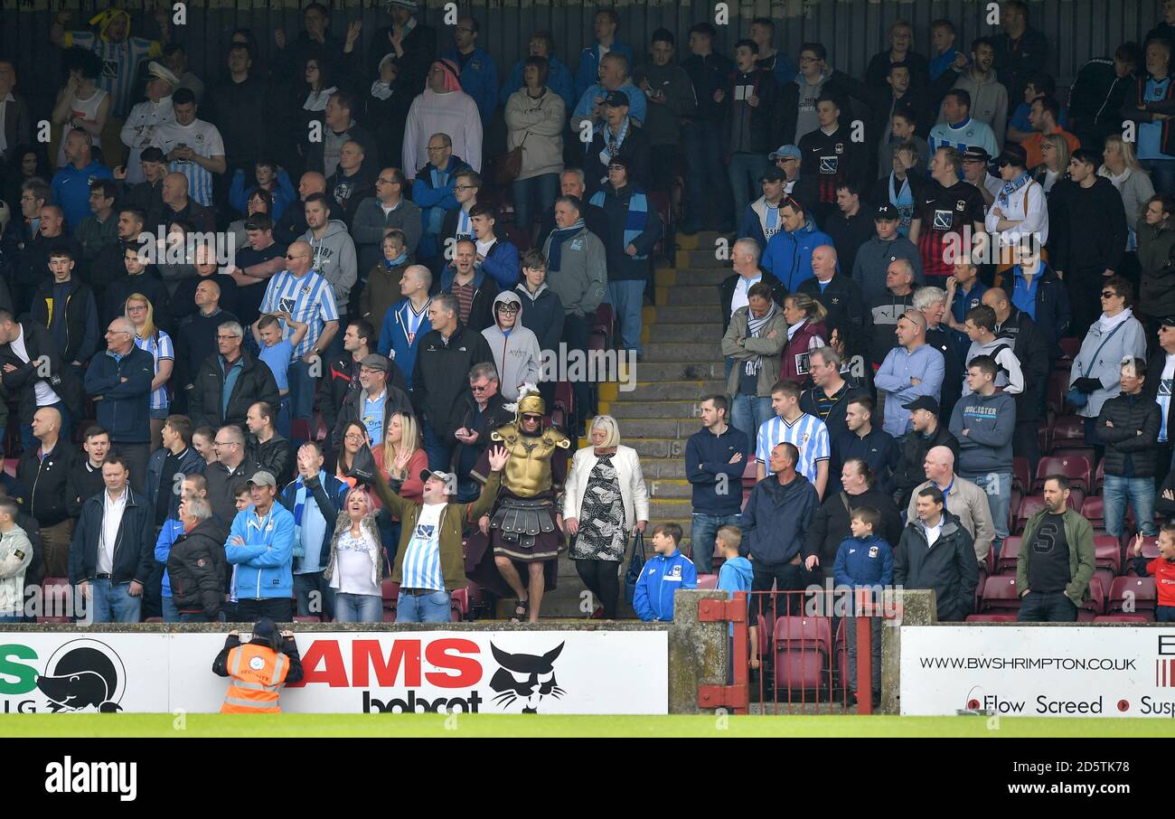 Scunthorpe fans in the stands hi-res stock photography and images - Alamy