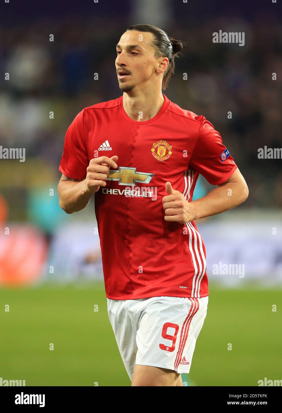 Manchester United's Zlatan Ibrahimovic Stock Photo - Alamy