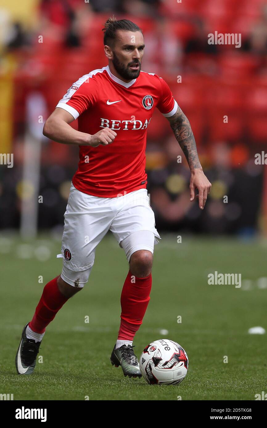 Charlton Athletic's Ricky Holmes Stock Photo - Alamy