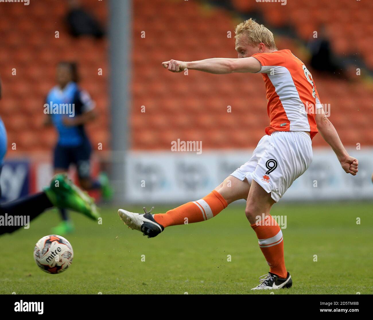Blackpool's Mark Cullen scores his sides second goal Stock Photo - Alamy