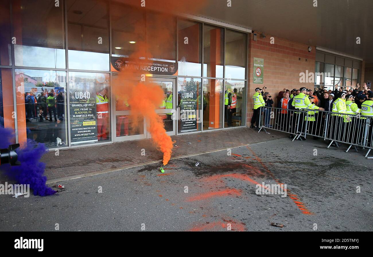 Flare set off outside hi-res stock photography and images - Alamy