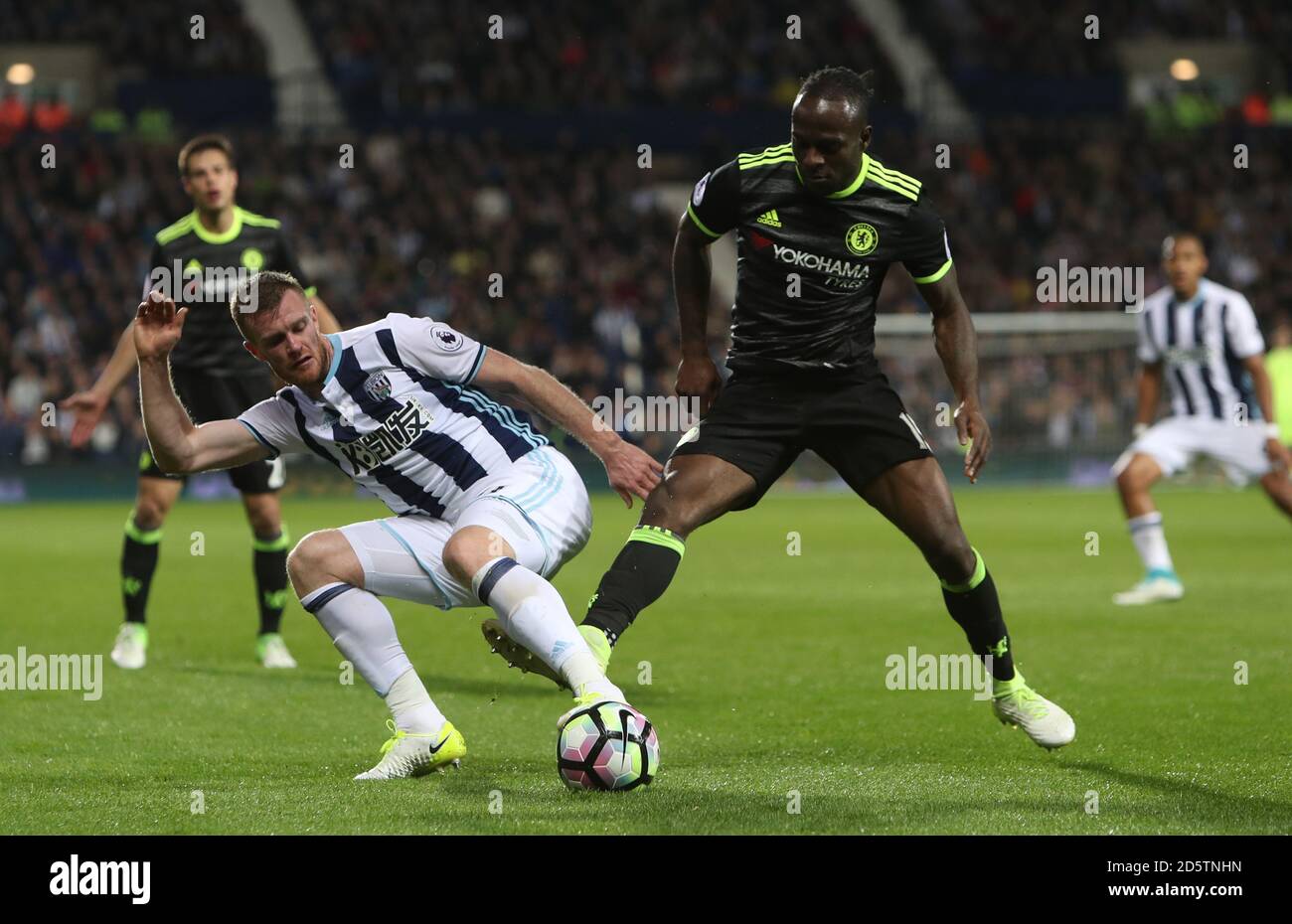 Chelsea's Victor Moses (right) and West Bromwich Albion's Chris Brunt ...