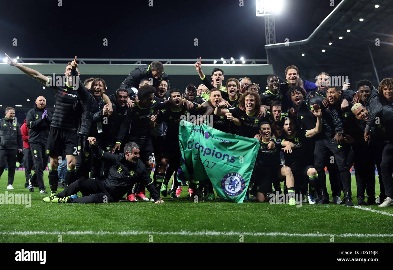 Chelsea players and coaching staff celebrate winning the Premier League ...