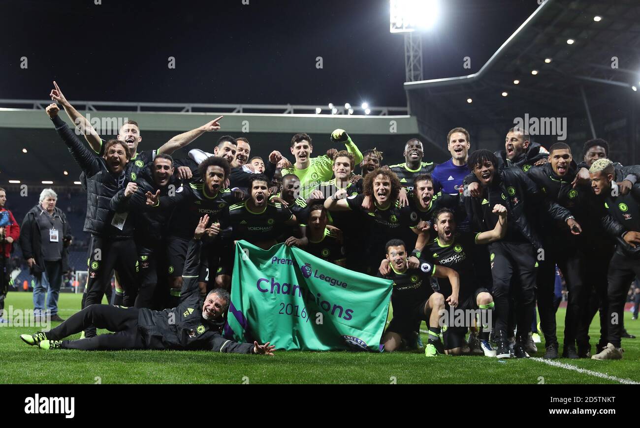 Chelsea players and coaching staff celebrate winning the Premier League ...