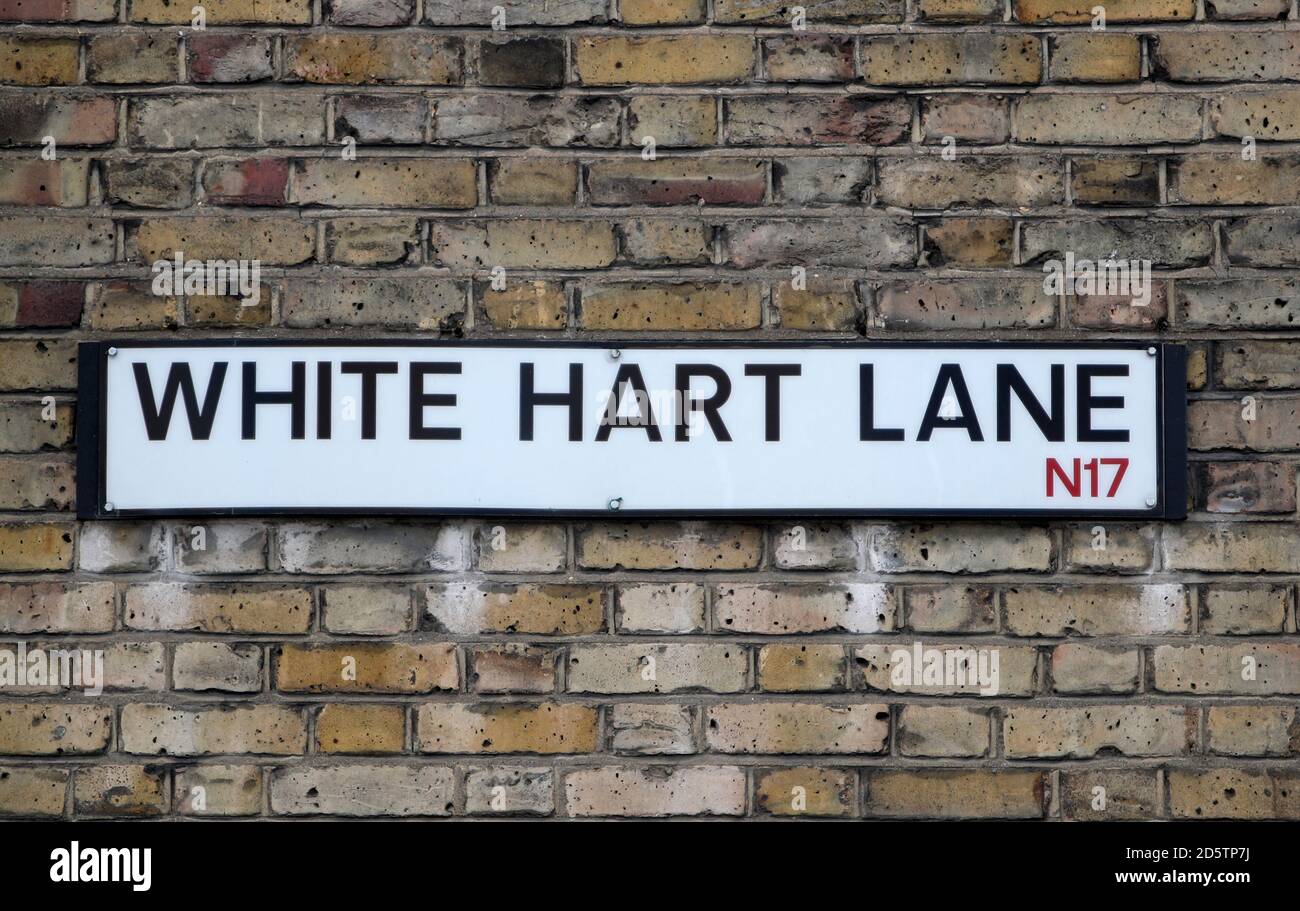 White hart lane sign hi-res stock photography and images - Alamy