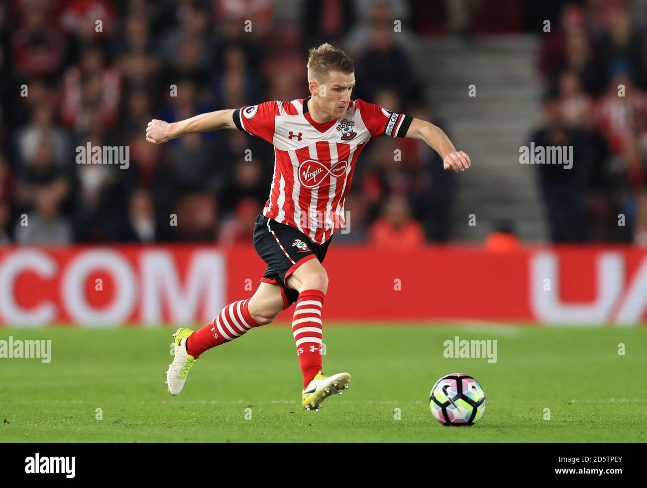 Southampton's Steven Davis Stock Photo - Alamy