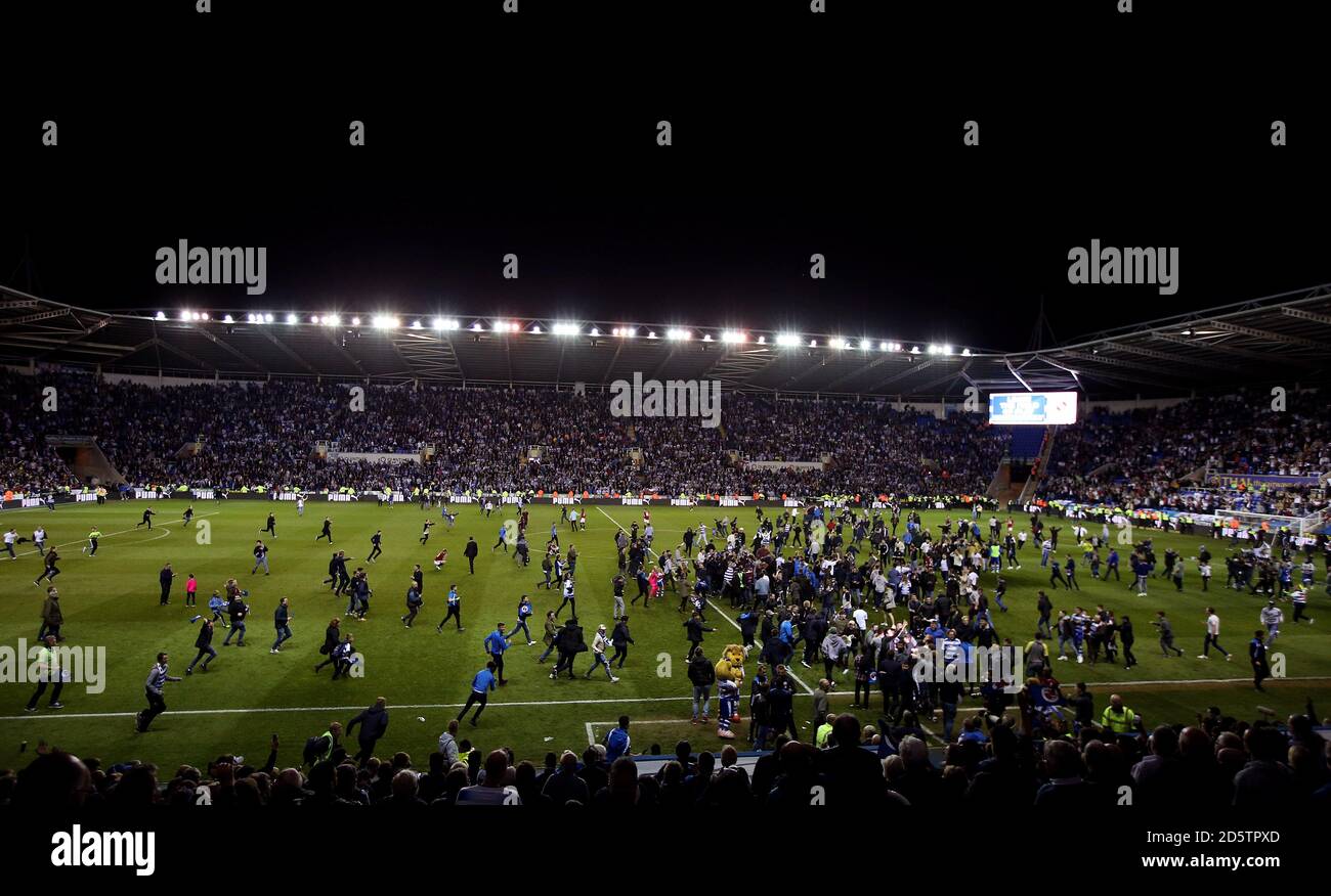 Football general view pitch invasion hi-res stock photography and ...
