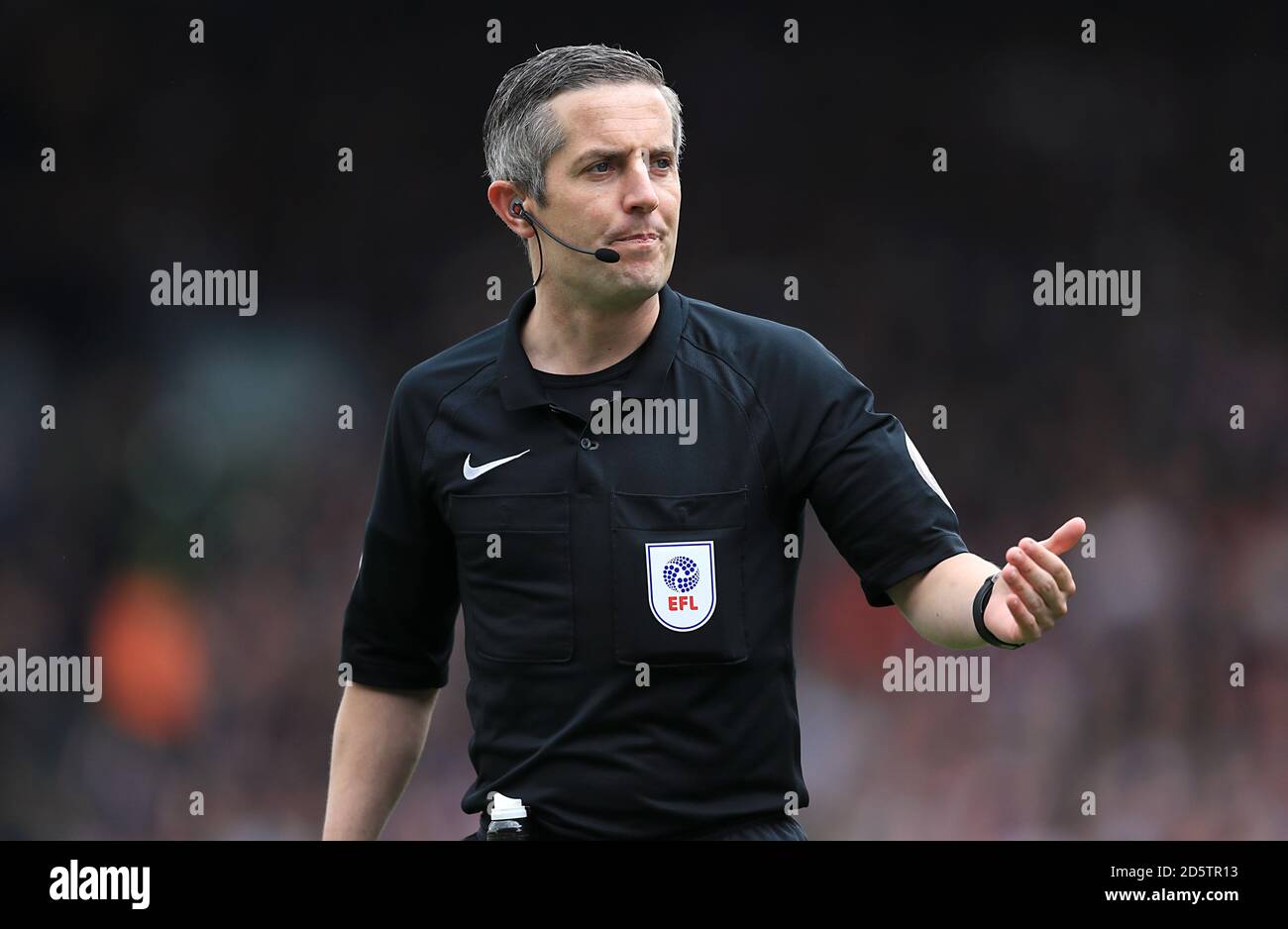 Darren bond hi-res stock photography and images - Alamy