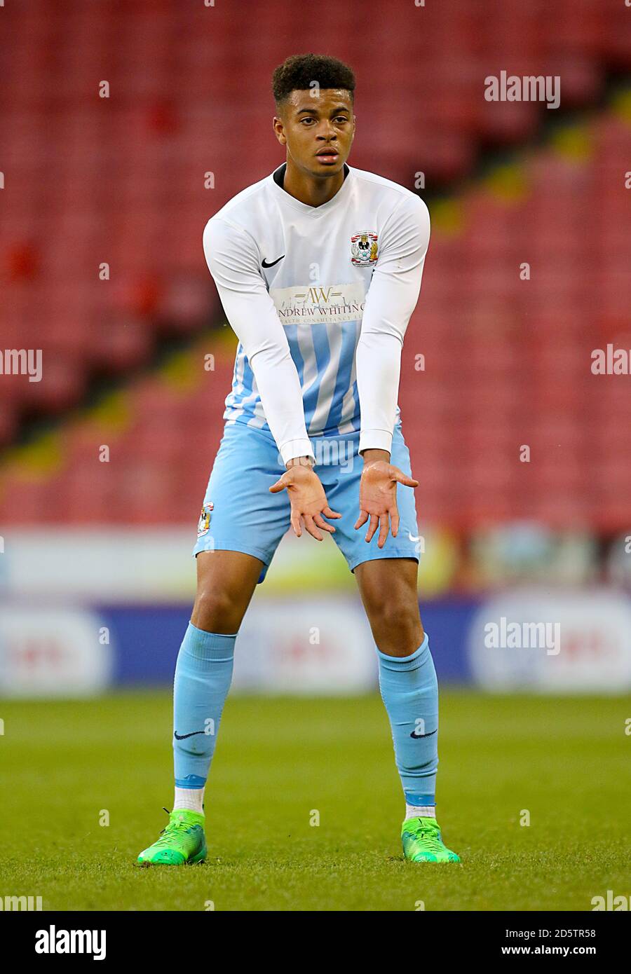 Jordan Thompson, Coventry City Stock Photo - Alamy