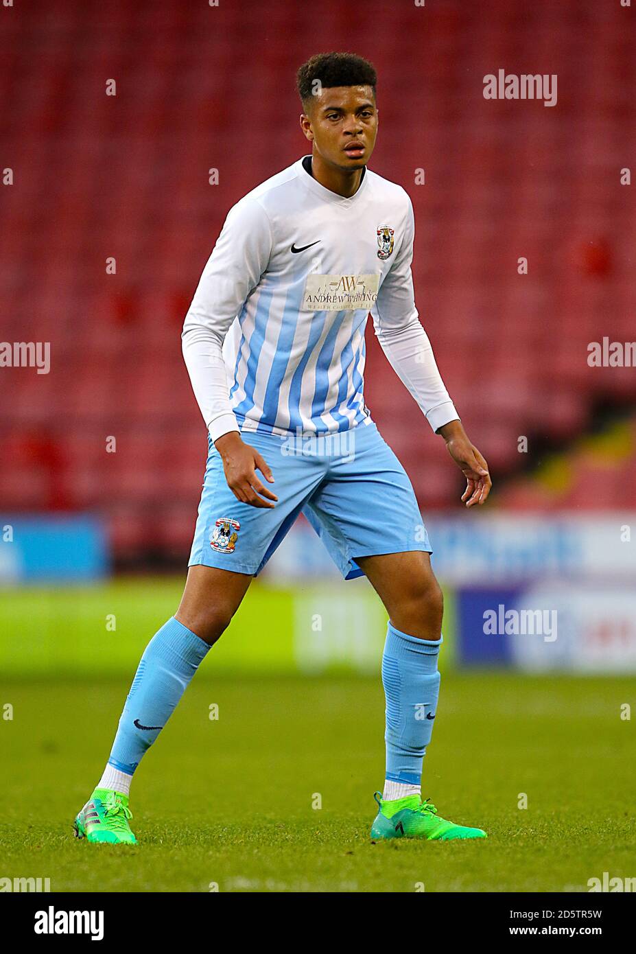 Jordan Thompson, Coventry City Stock Photo - Alamy
