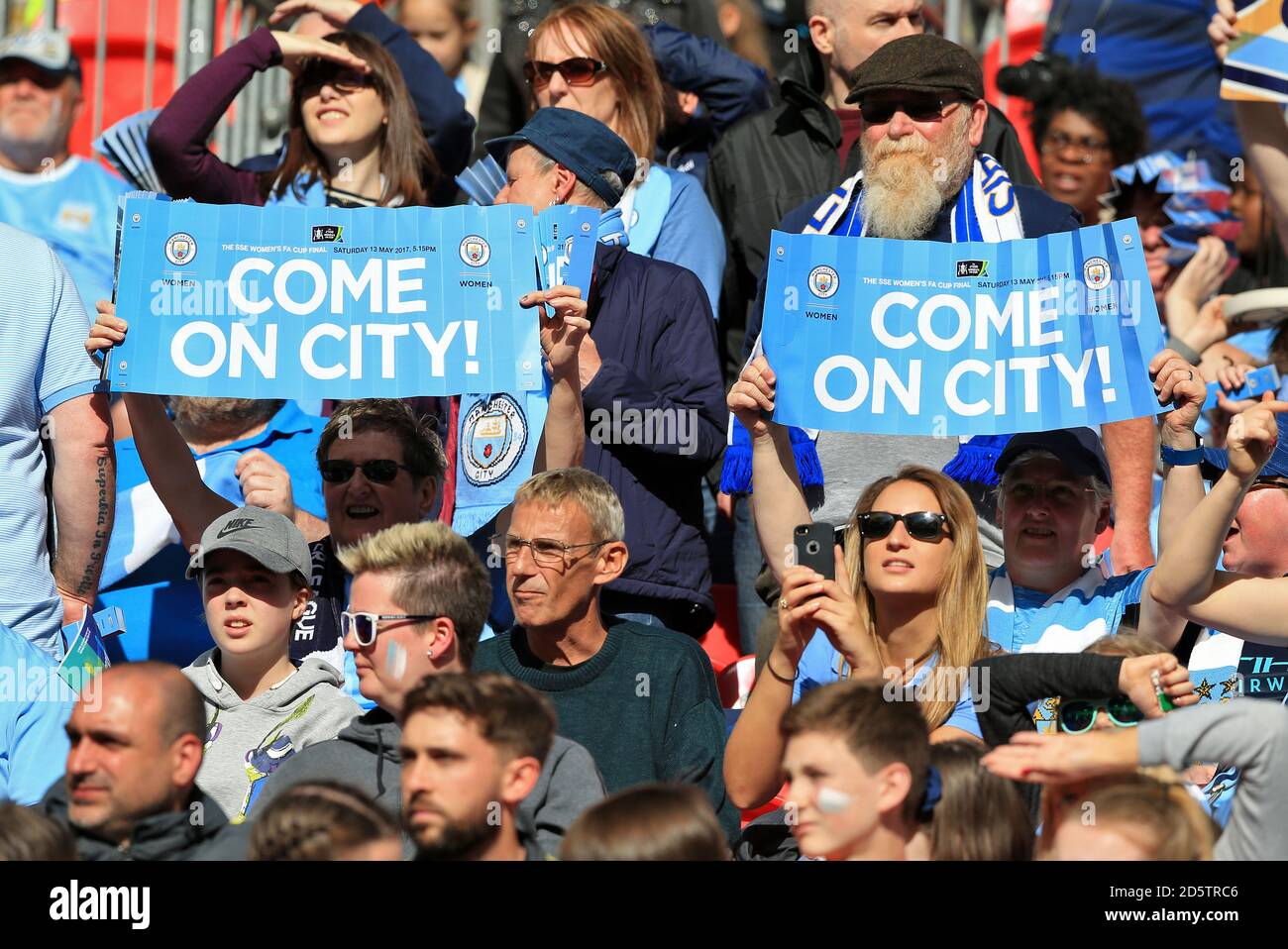 Manchester city ladies hi-res stock photography and images - Alamy
