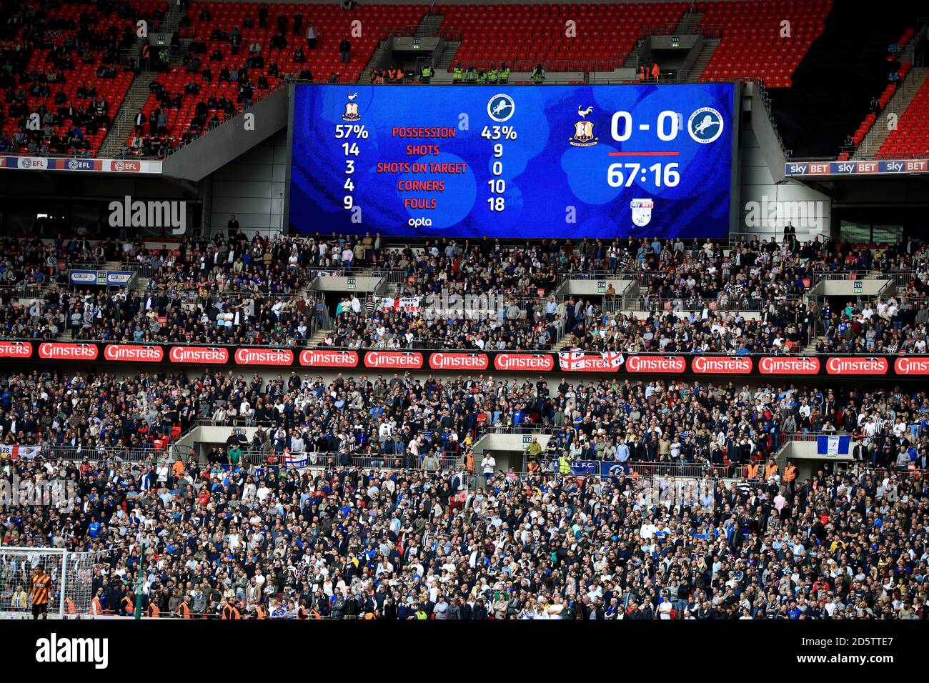 Football fans giant screen london hi-res stock photography and images ...