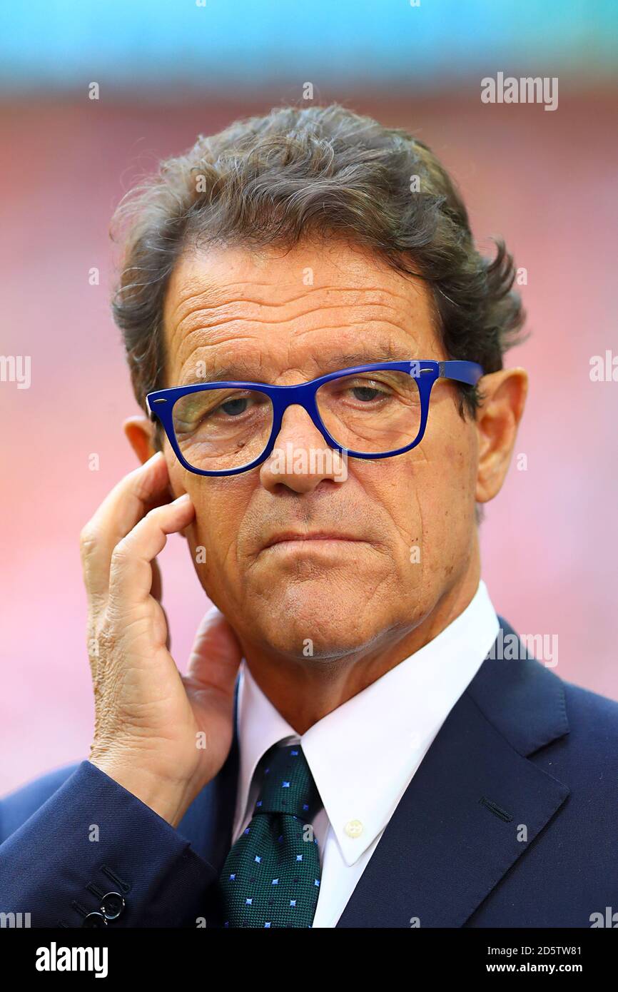 Former england manager hi-res stock photography and images - Alamy