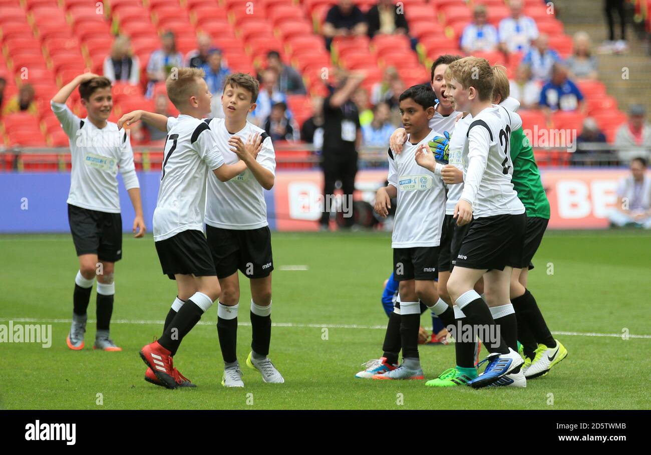 Derby county players celebrate hi-res stock photography and images - Alamy