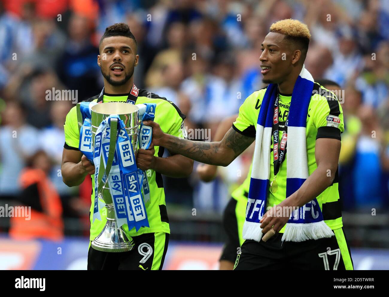 Efl championship playoffs trophy hi-res stock photography and images ...