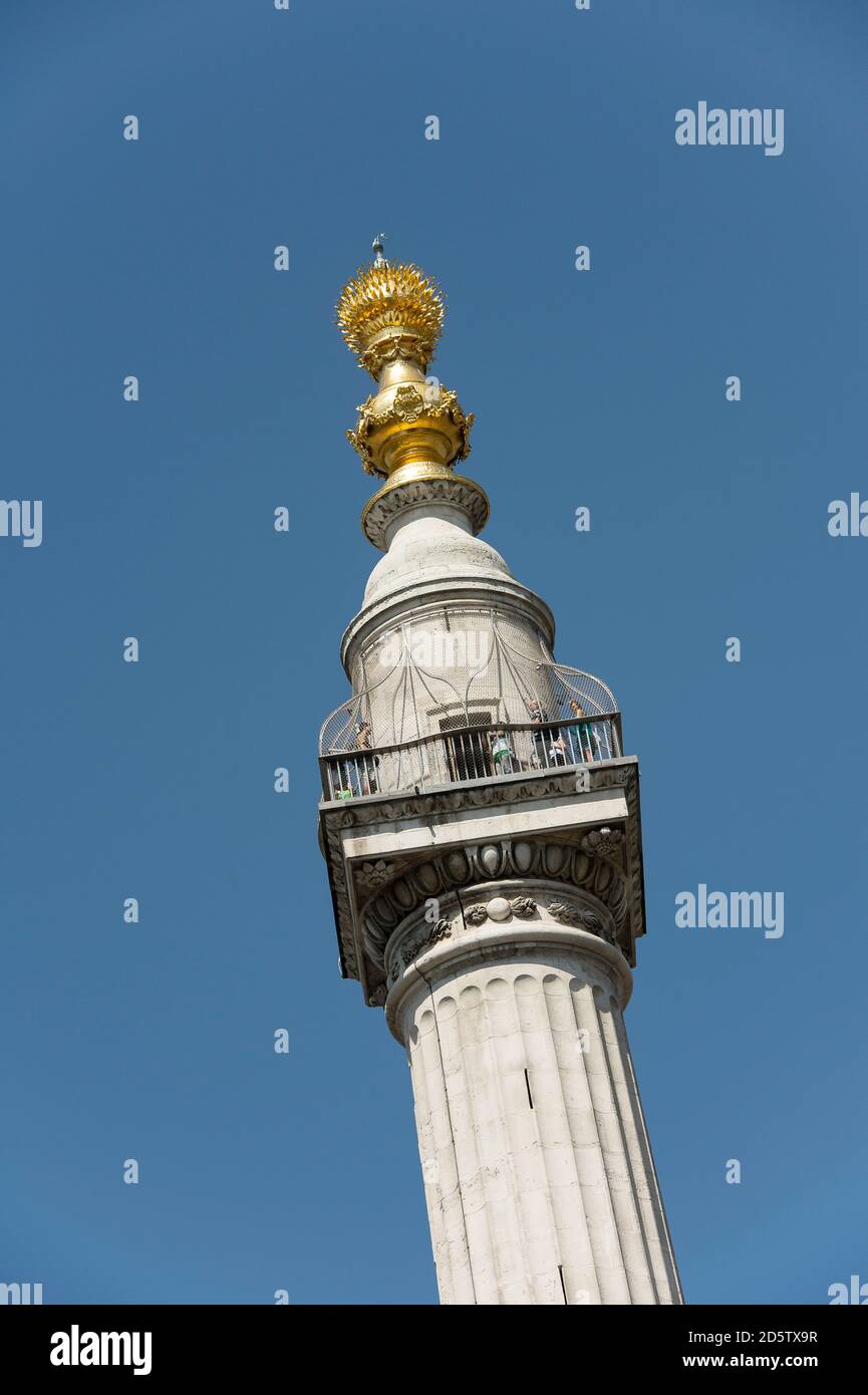 The monument london viewing platform hi-res stock photography and ...