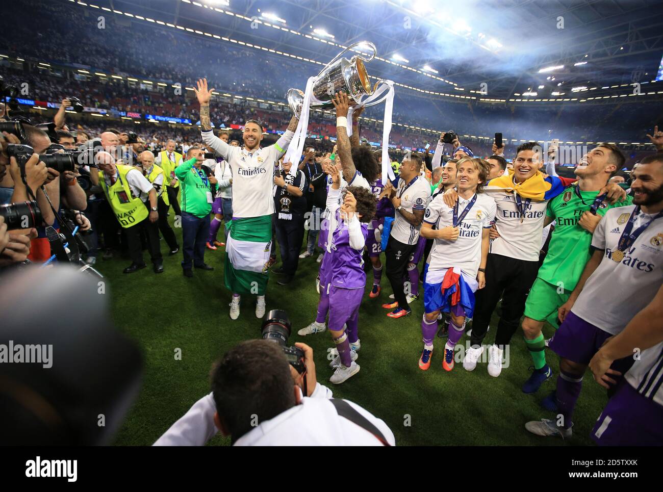 Sergio ramos champions league trophy hi-res stock photography and ...