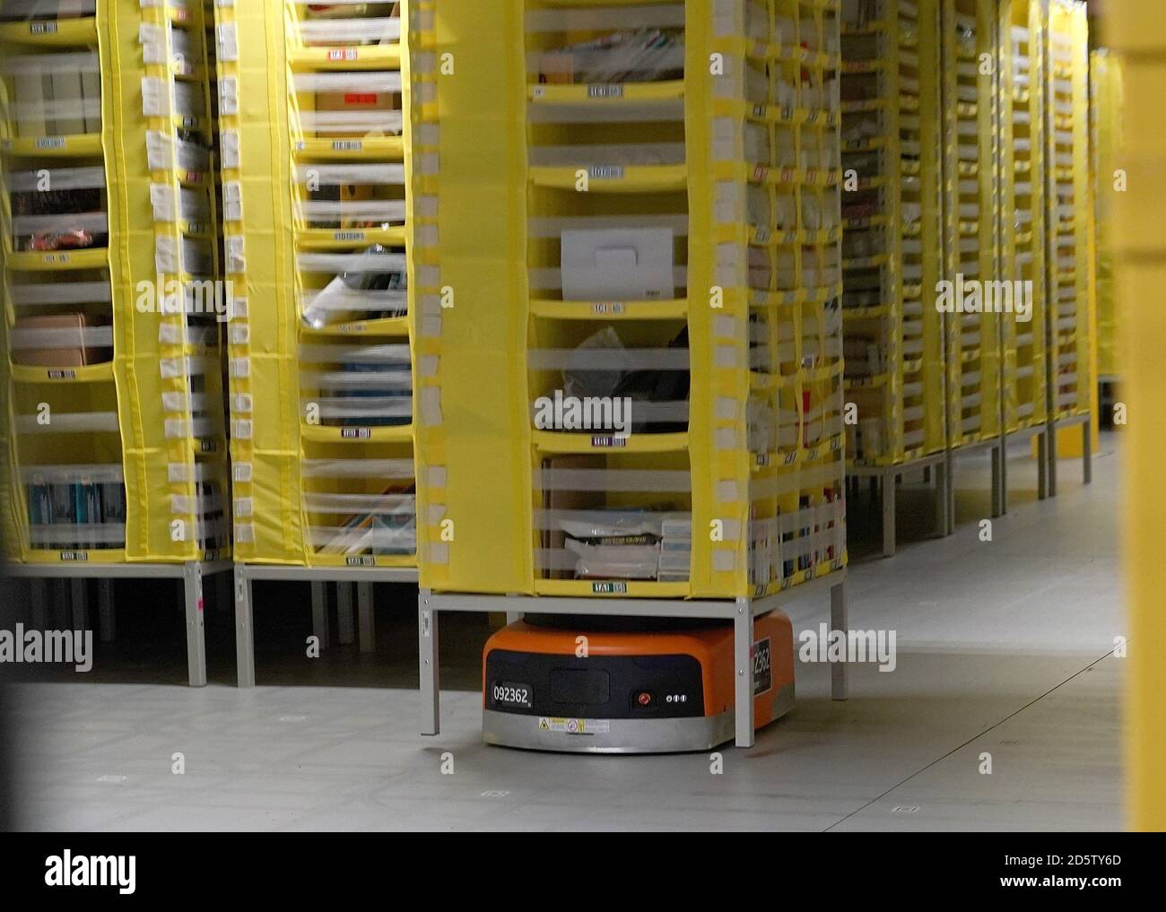 October 13th, 2020, Logistik Zentrum, Frankenthal, Amazon Logistik ...