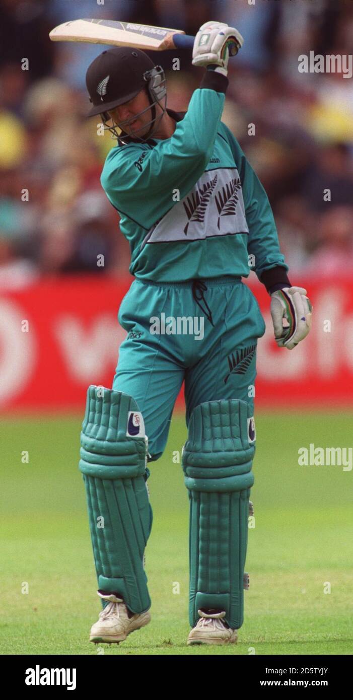 New Zealand's Nathan Astle leaves the pitch after being caught out by ...