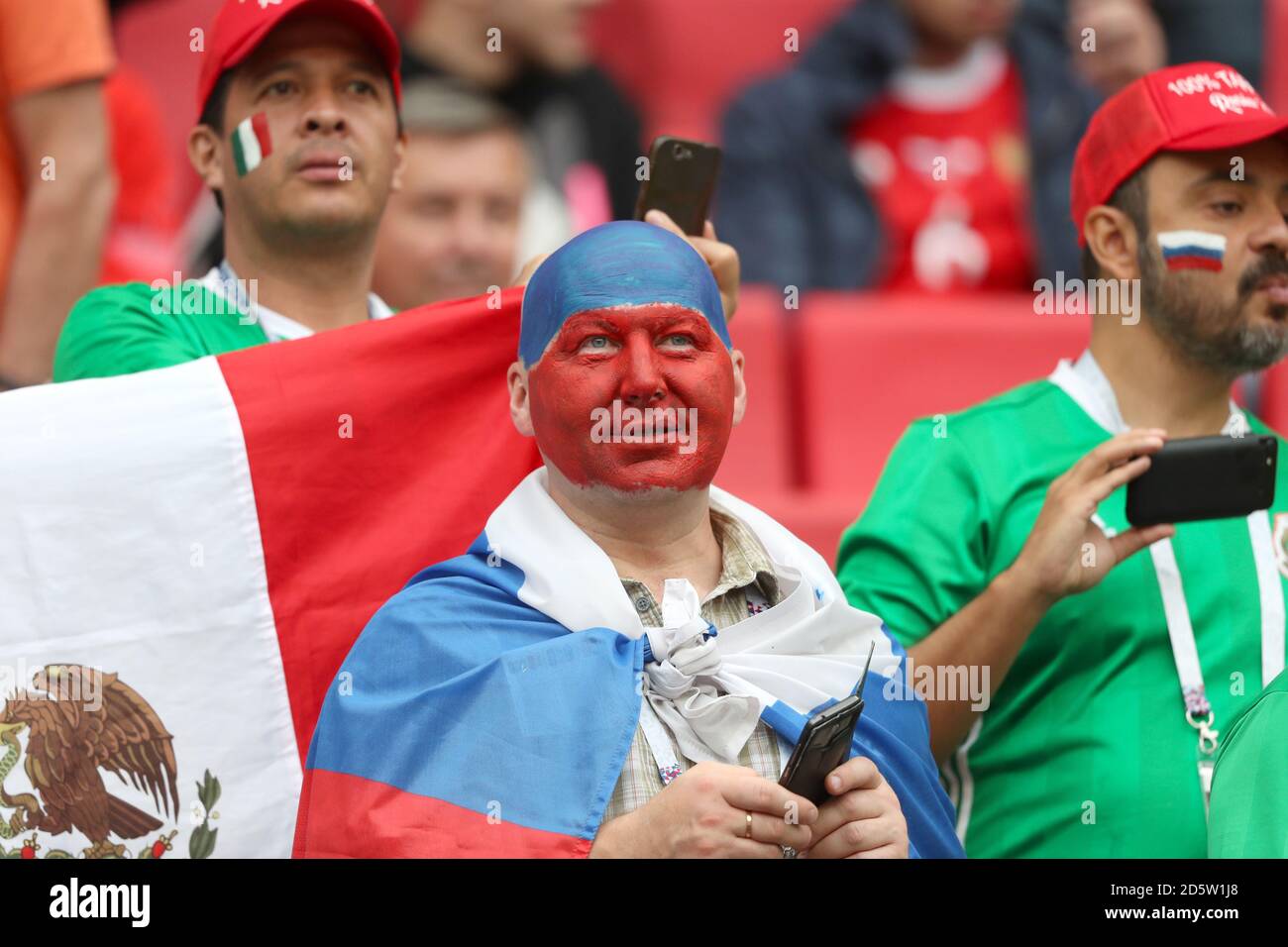 International paint hi-res stock photography and images - Alamy