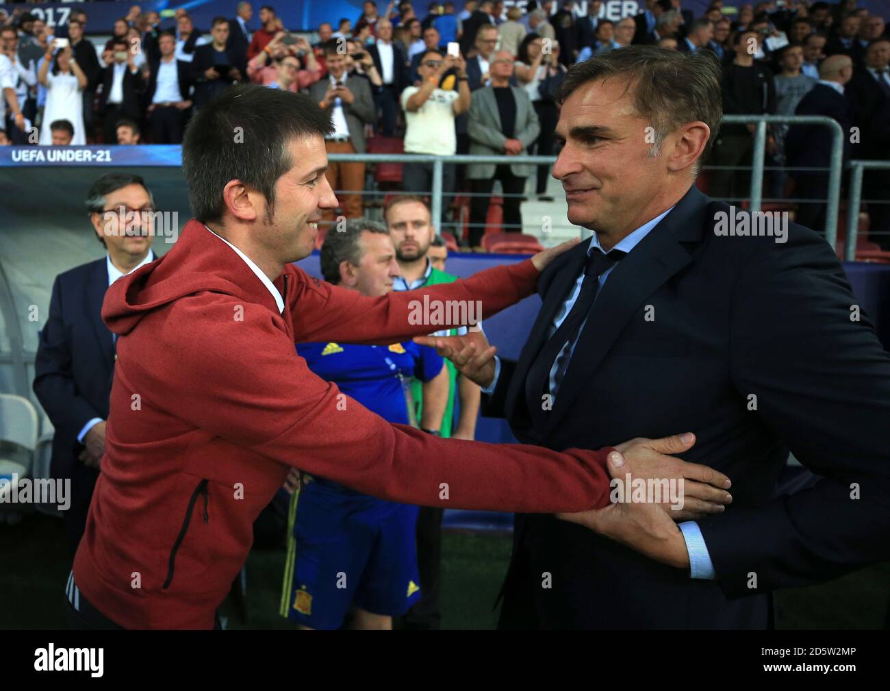 Spain under 21 manager Albert Celades (left) and Germany under 21 ...
