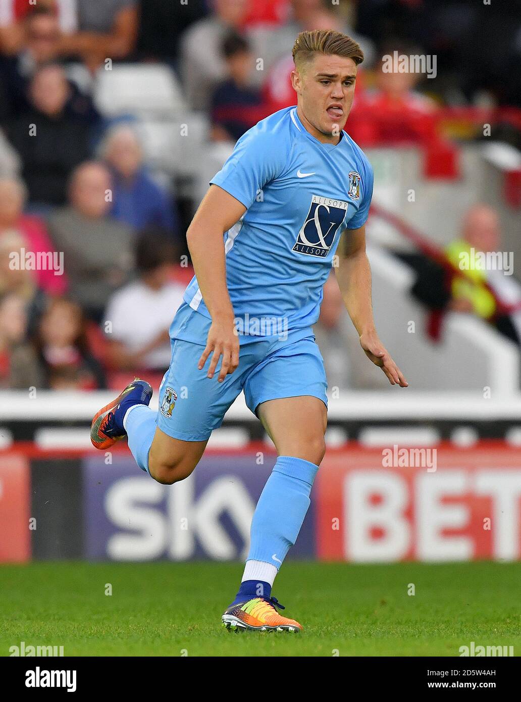 Jordan Ponticelli, Coventry City Stock Photo - Alamy