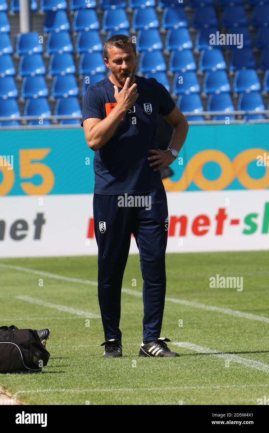 Fulham trainer hi-res stock photography and images - Alamy