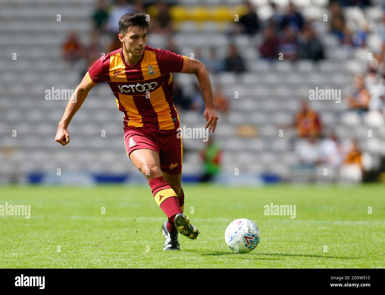 Bradford City's Daniel Devine Stock Photo - Alamy