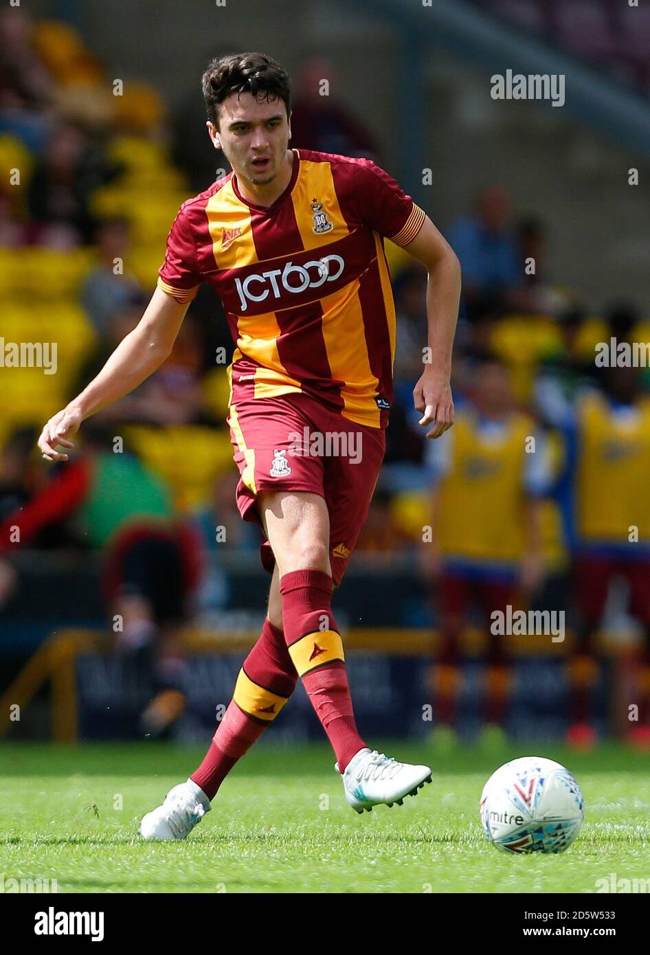 Bradford City's Alex Gilliead Stock Photo - Alamy