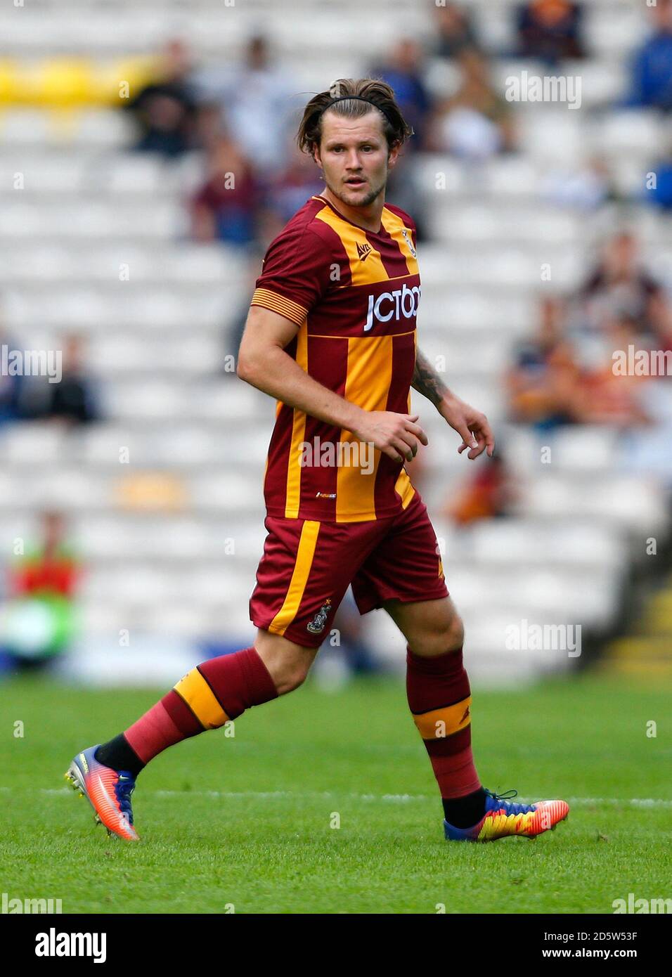 Bradford City's Jake Reeves Stock Photo - Alamy