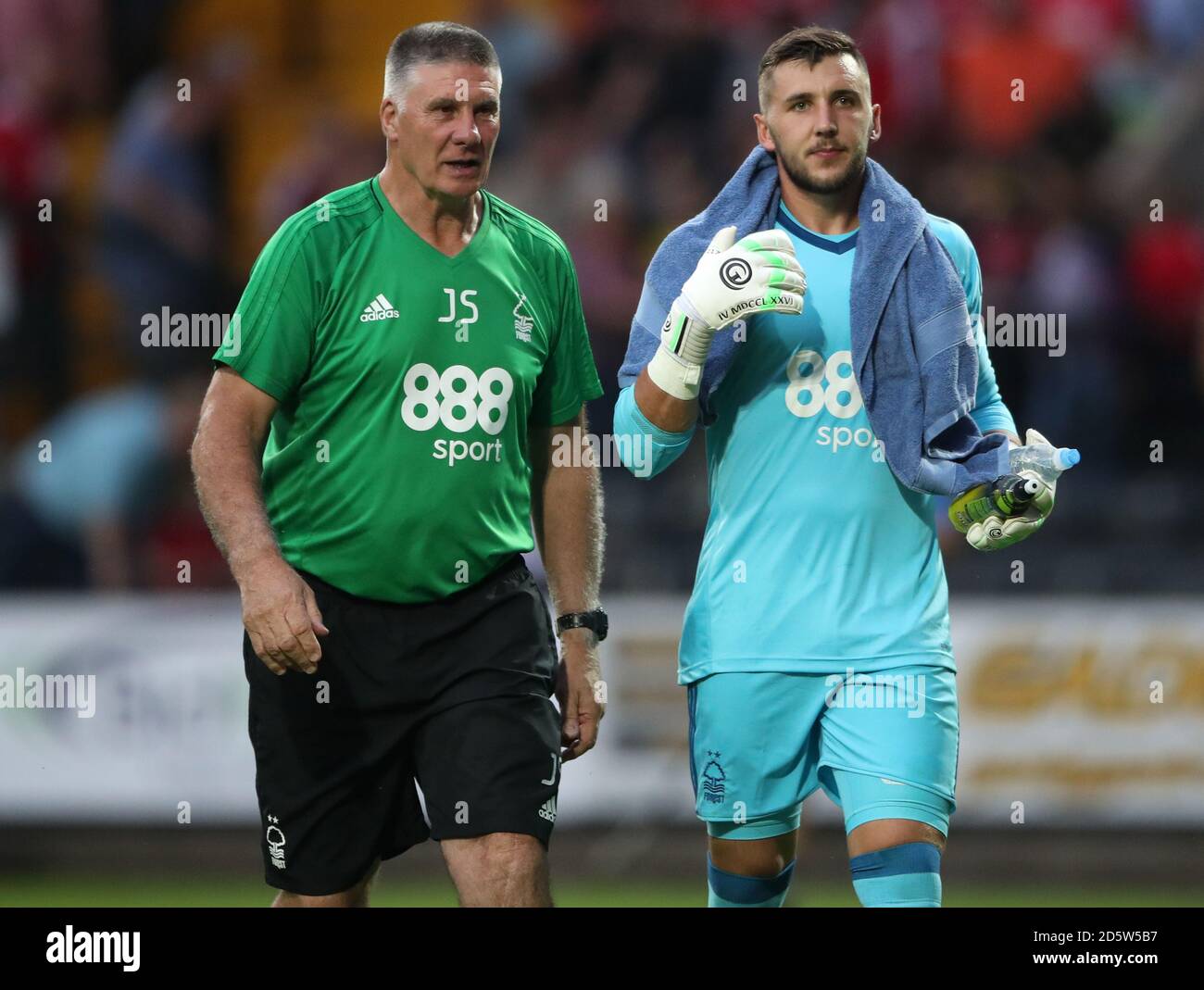 Nottingham Forest goalkeeper Jordan Smith with goalkeeper coach Jim ...
