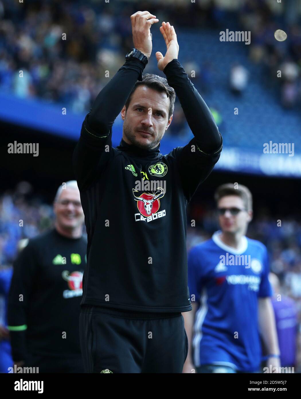 Chelsea assistant manager Carlo Cudicini Stock Photo - Alamy
