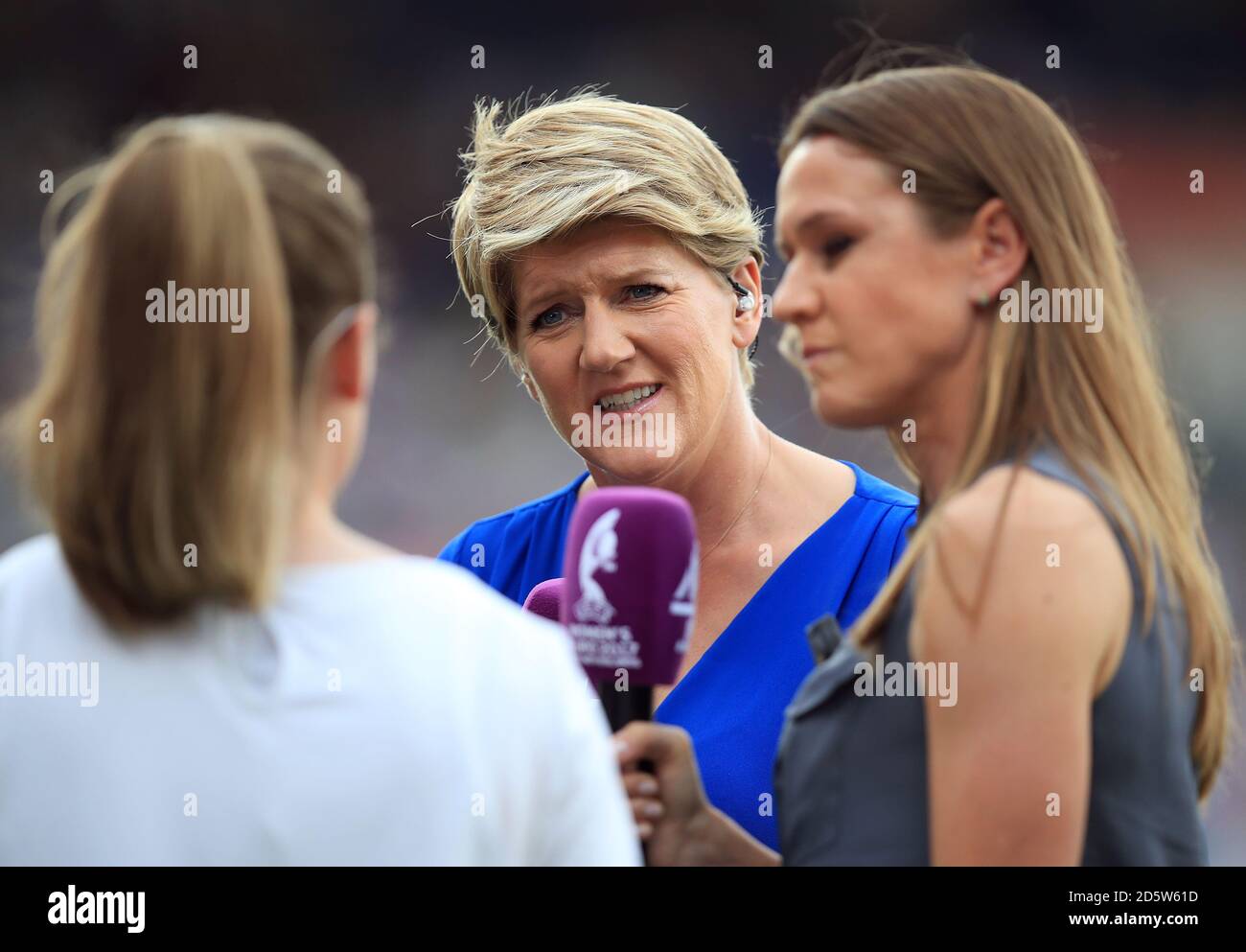 Presenter Clare Balding during the match Stock Photo - Alamy