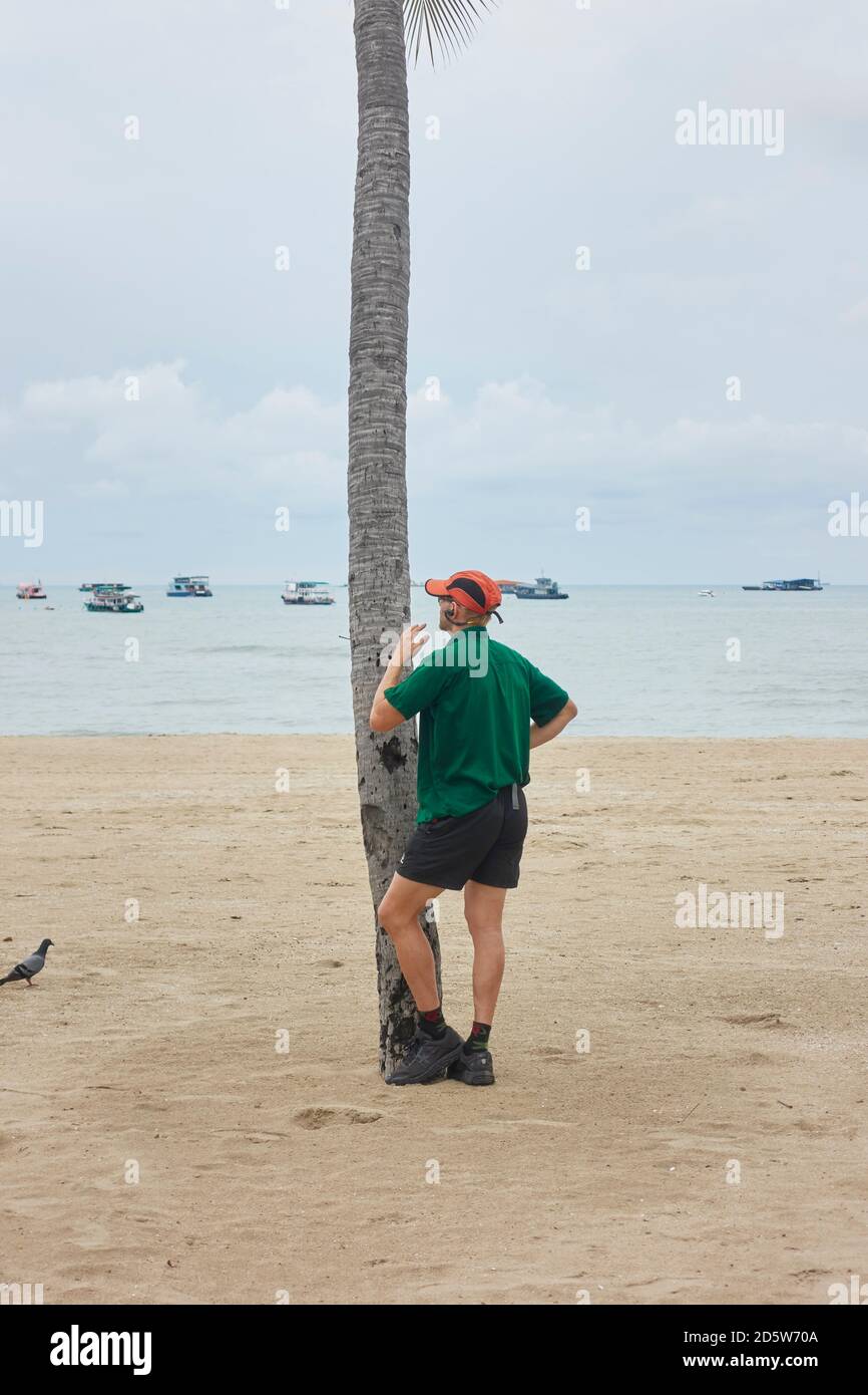 Talking tree hi-res stock photography and images - Alamy