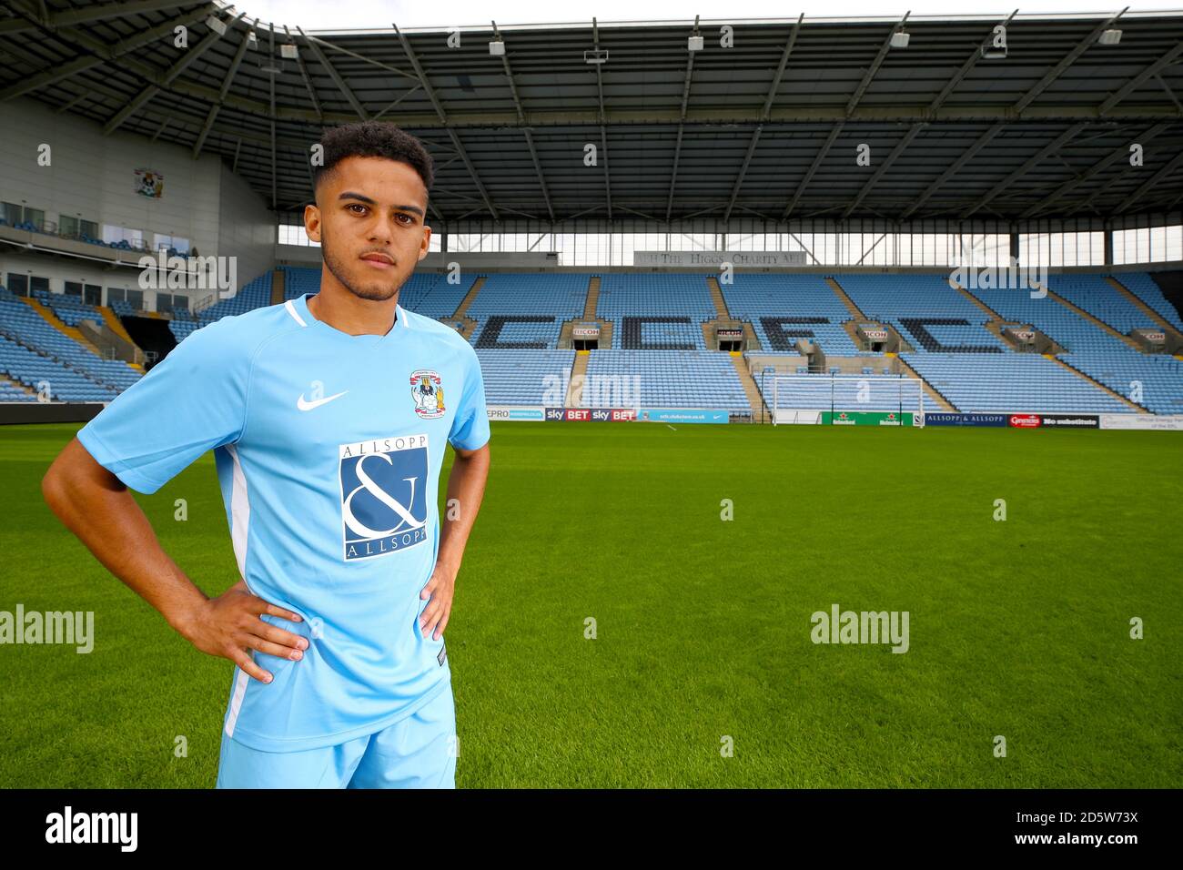 Devon kelly evans hi-res stock photography and images - Alamy