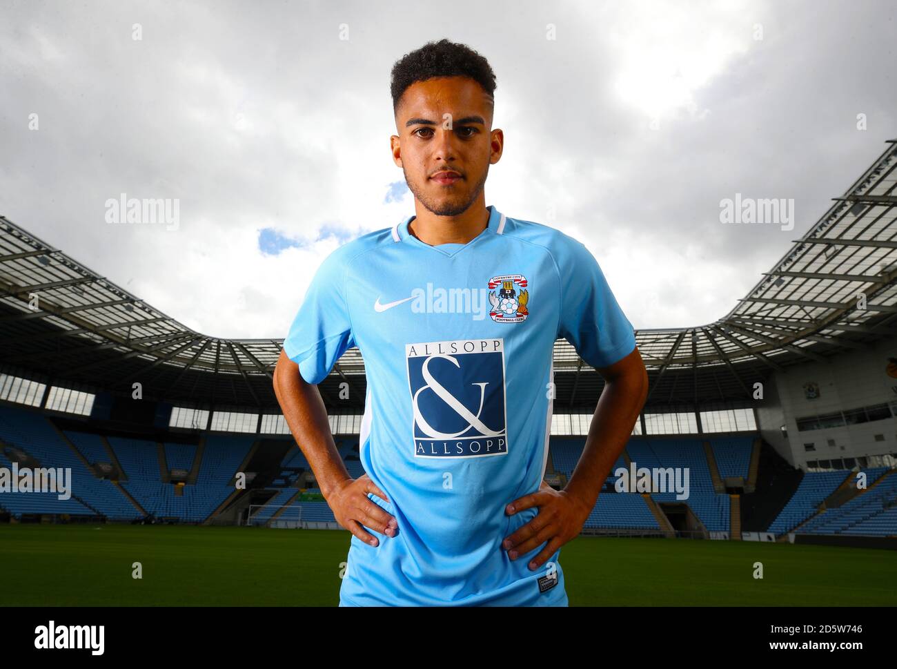 Devon kelly evans hi-res stock photography and images - Alamy