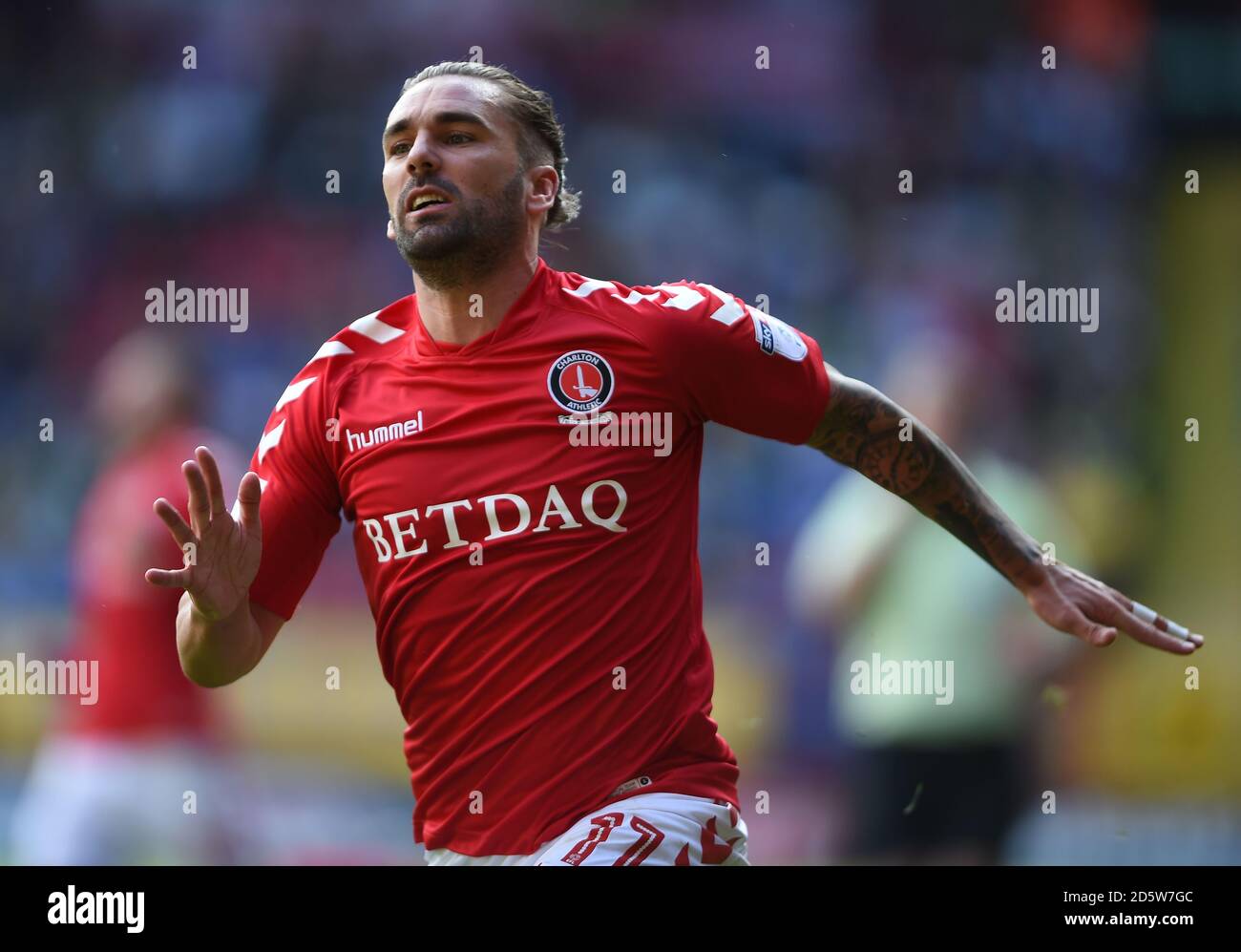 Charlton Athletic's Ricky Holmes Stock Photo - Alamy