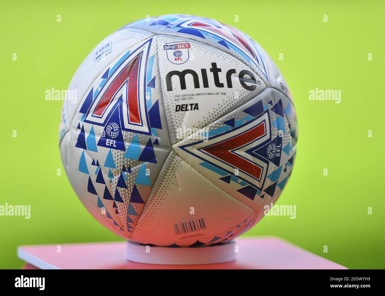 Efl football hi-res stock photography and images - Alamy