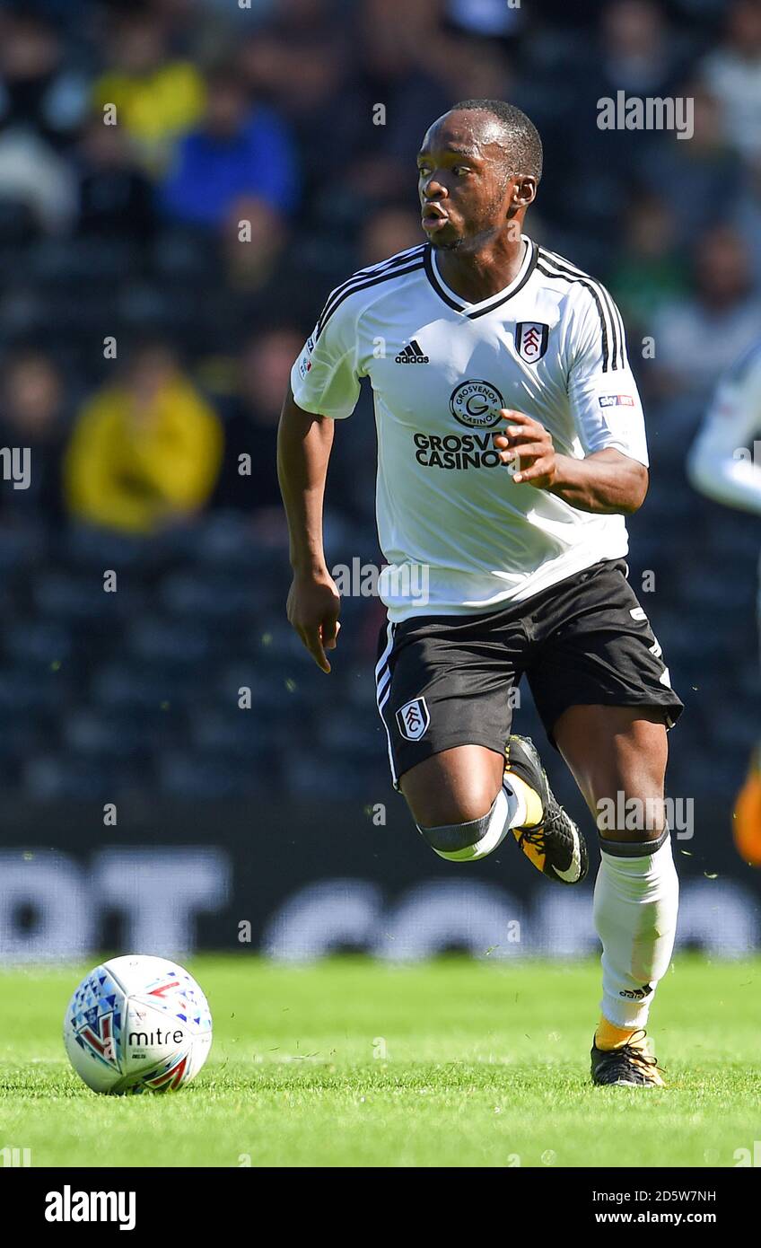 Fulham's Neeskens Kebano Stock Photo - Alamy