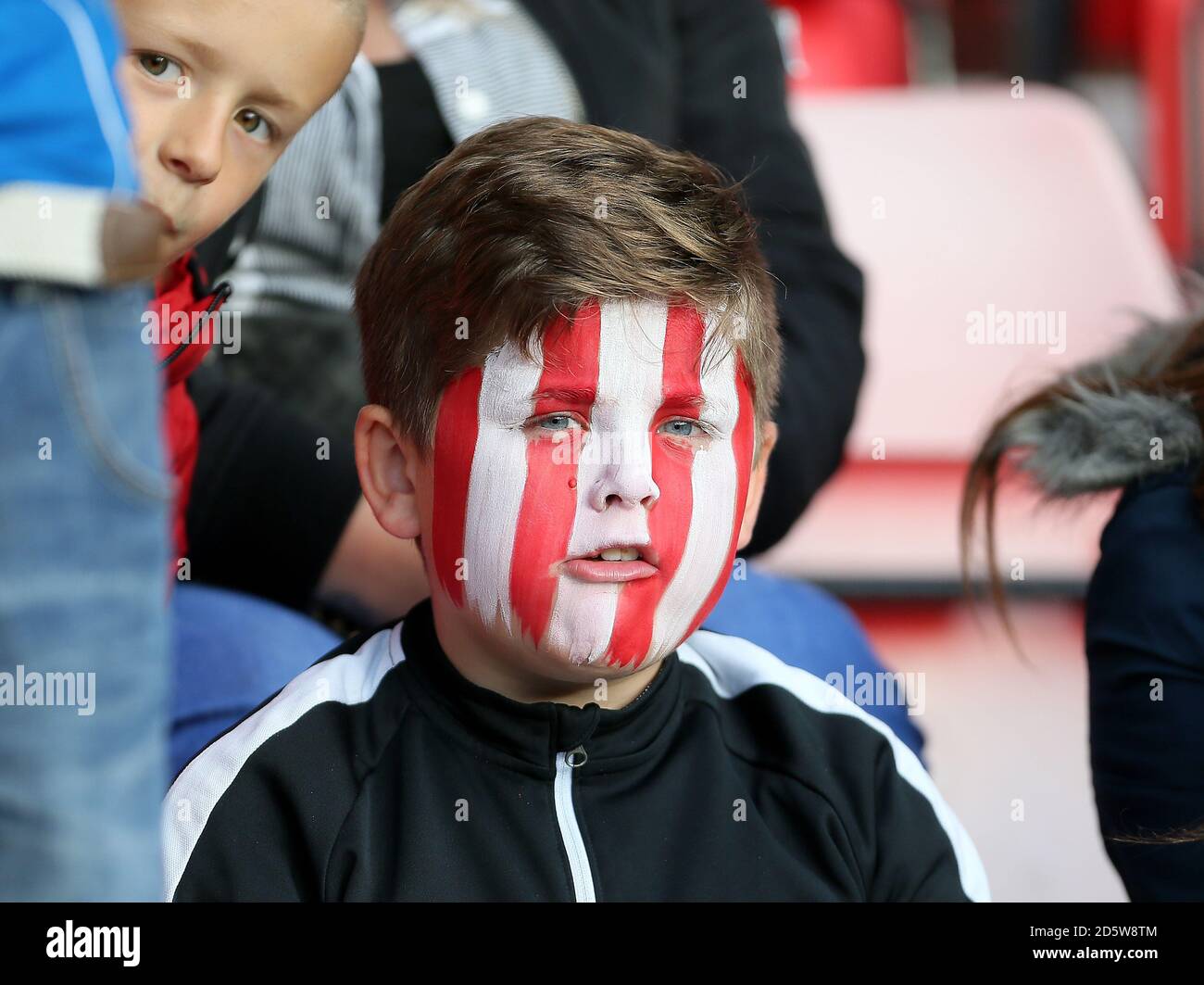 A young Sunderland fan shows his support in the stands Stock Photo - Alamy A young Sunderland fan shows his support in the stands Stock Photo - Alamy