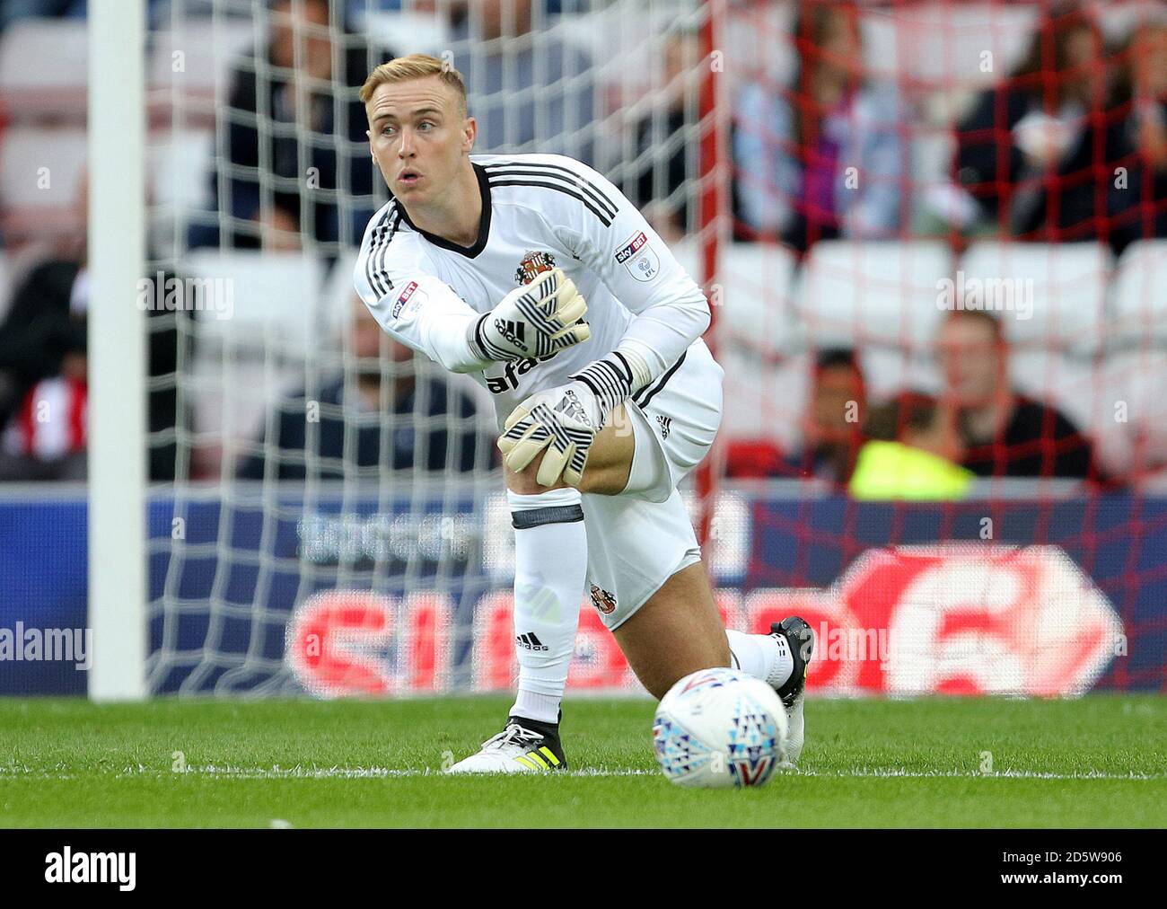 Sunderland's goalkeeper Jason Steele Stock Photo - Alamy