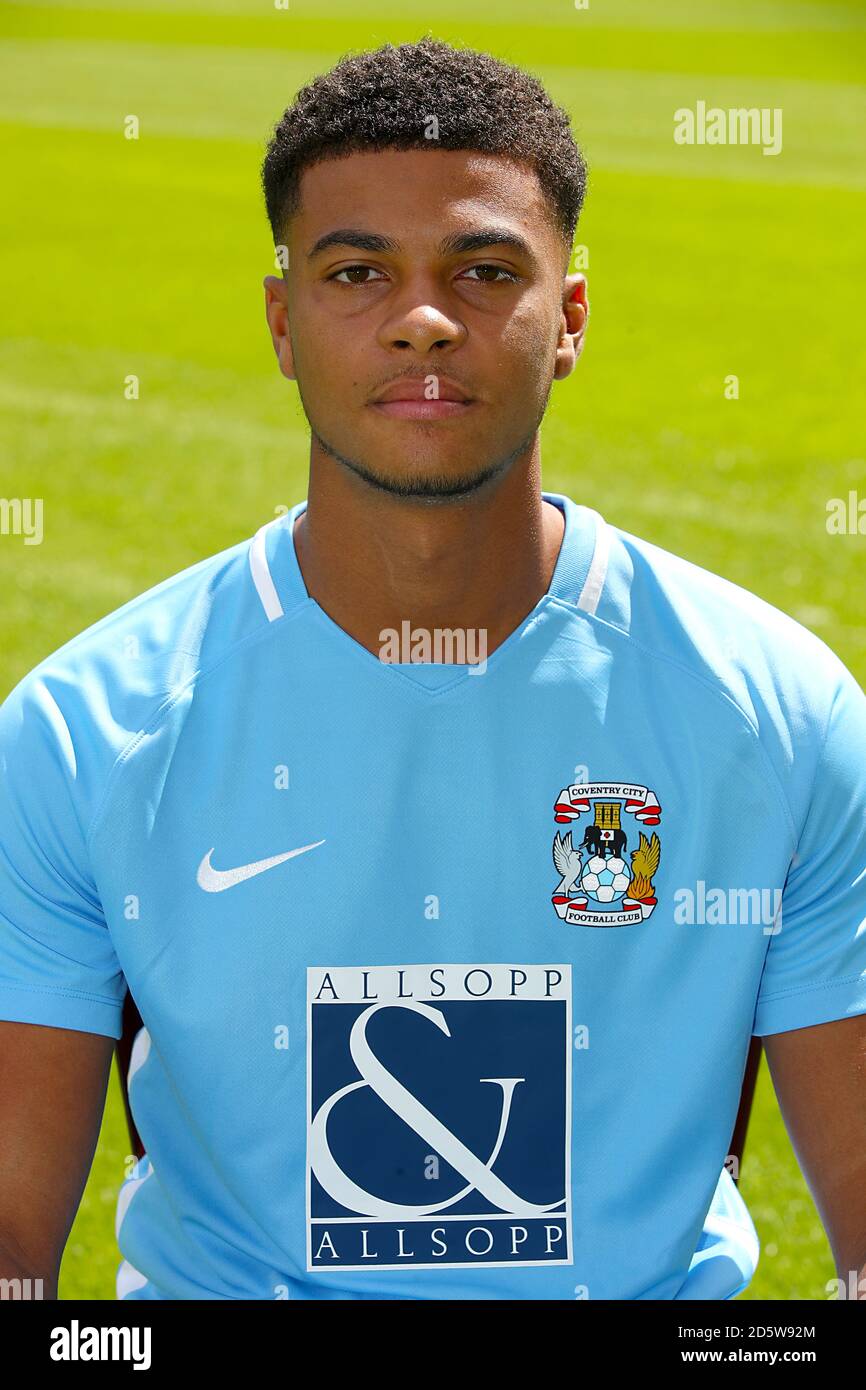 Soccer coventry headshot head shot portrait hi-res stock photography ...