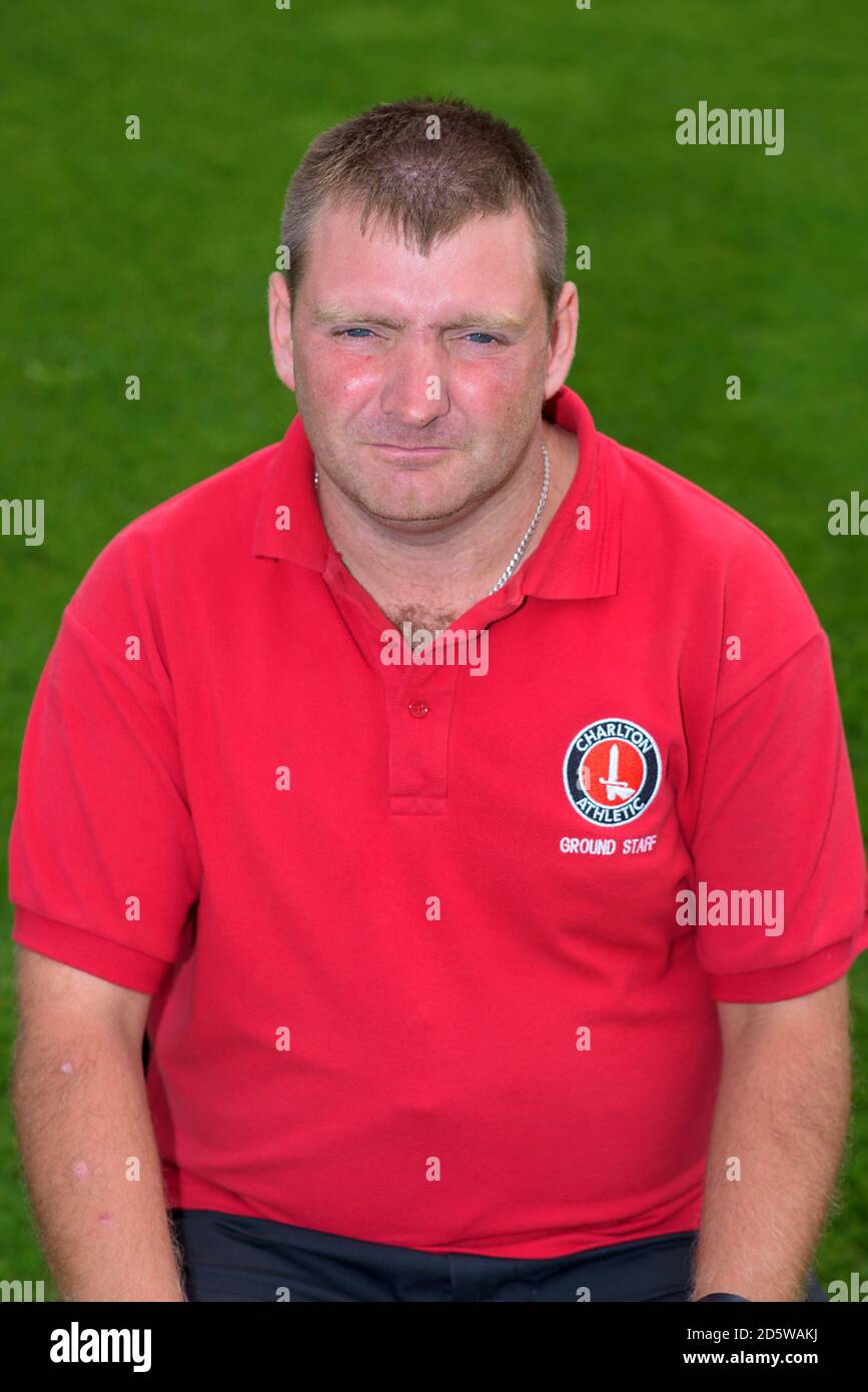Robert Box, Groundsman, Charlton Athletic Stock Photo - Alamy