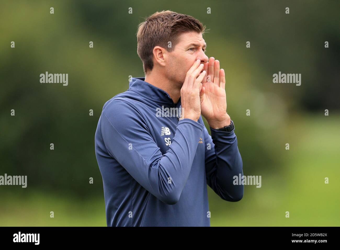 Liverpool derby gerrard hi-res stock photography and images - Alamy