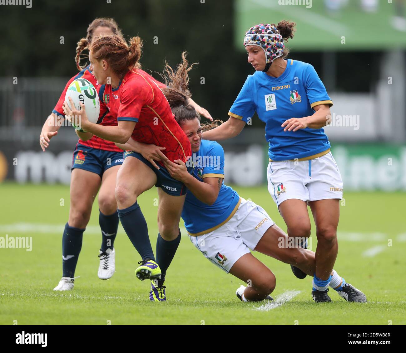 Spain's Barbara Pla (left) and Italy's Maria Grazia Cioffi during their ...