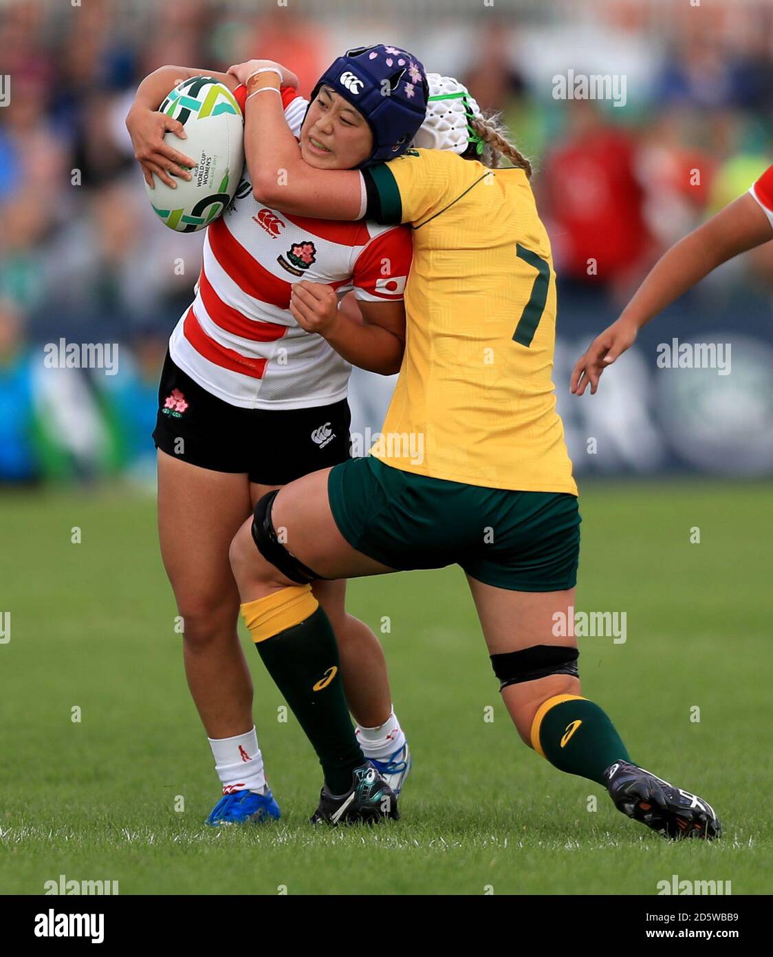 Australia's Chloe Butler and Japan's Mayu Shimizu Stock Photo - Alamy