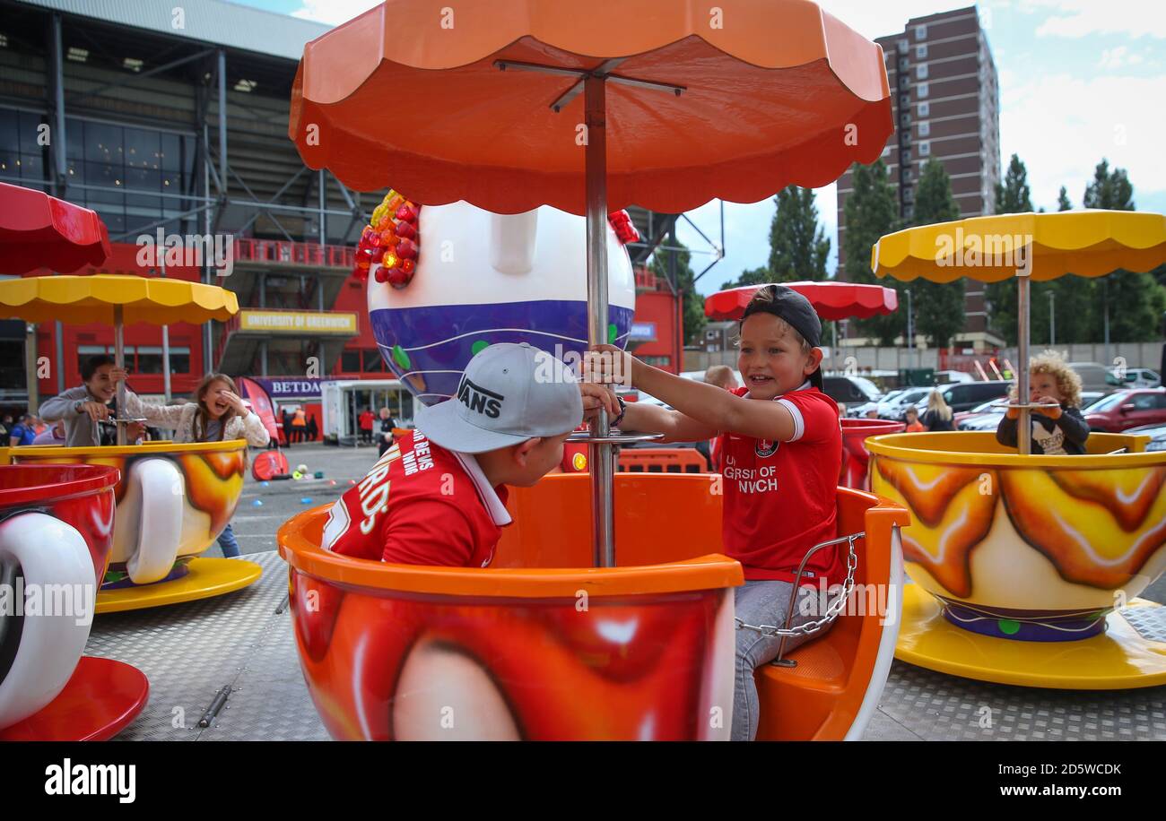 A young fan during Charlton Athletic's family fun day Stock Photo - Alamy