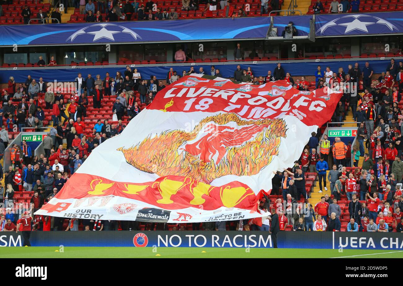 Liverpool fans hold champions hi-res stock photography and images - Alamy